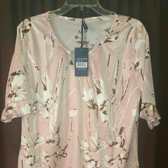 Emily Stacy | Tops | Emily Stacy | Poshmark